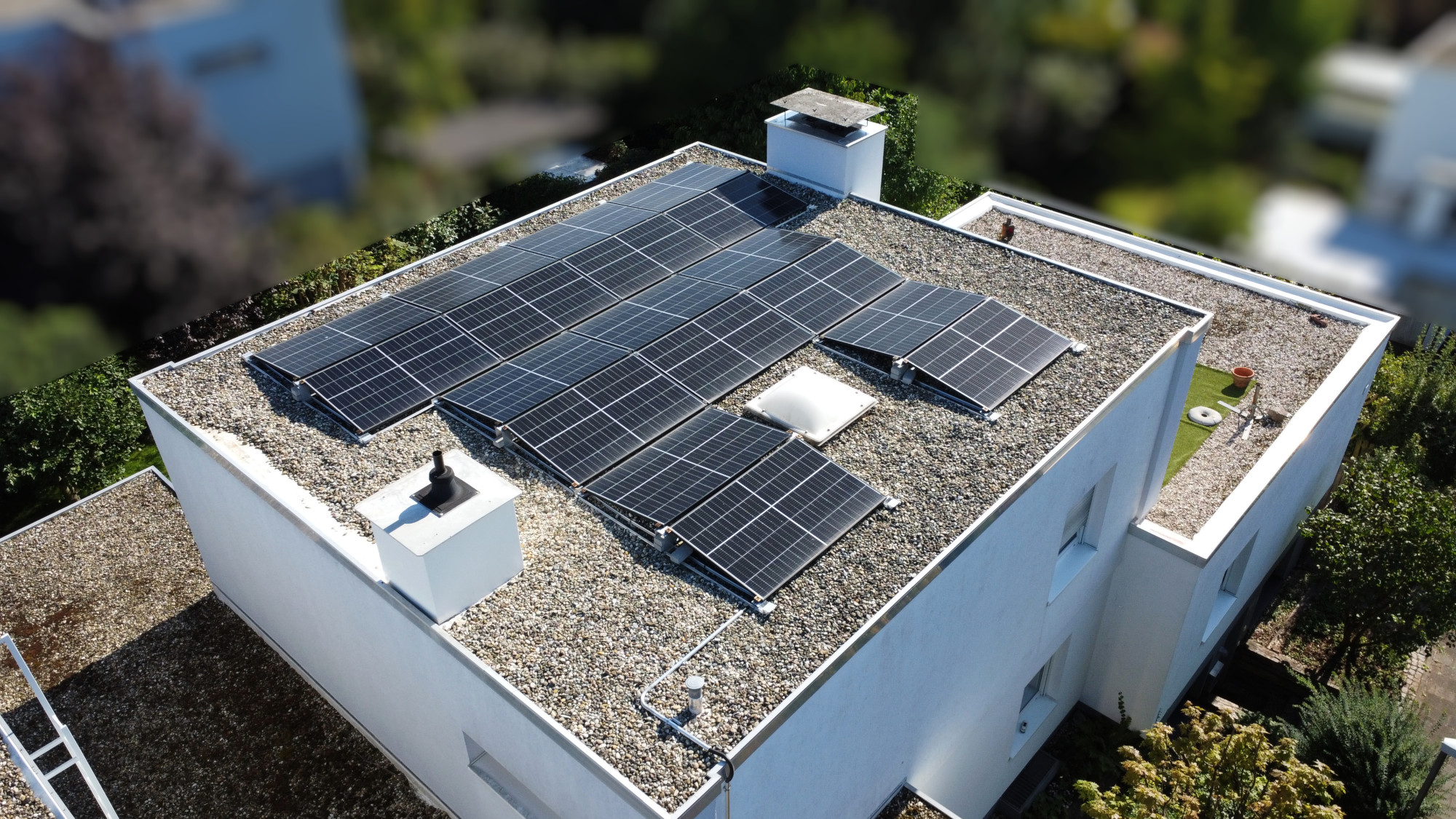 Photovoltaikanlage auf Flachdach in Dreieich - GermanSol GmbH